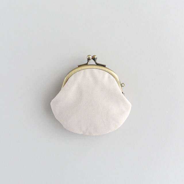 インド刺繍リボンのぽってりかわいい小さいがま口ポーチ | iichi 日々の暮らしを心地よくするハンドメイドやアンティークのマーケットプレイス