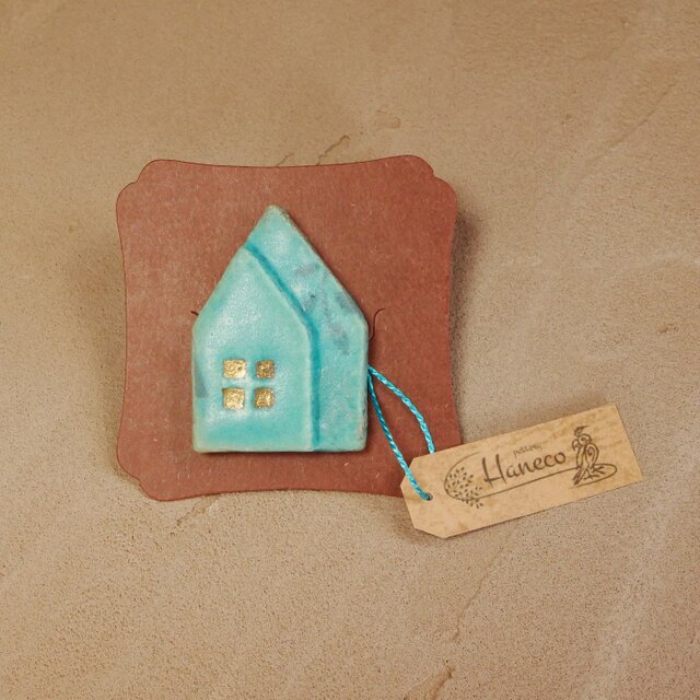 空色のおうち ブローチ no.1 | iichi 日々の暮らしを心地よくするハンドメイドやアンティークのマーケットプレイス