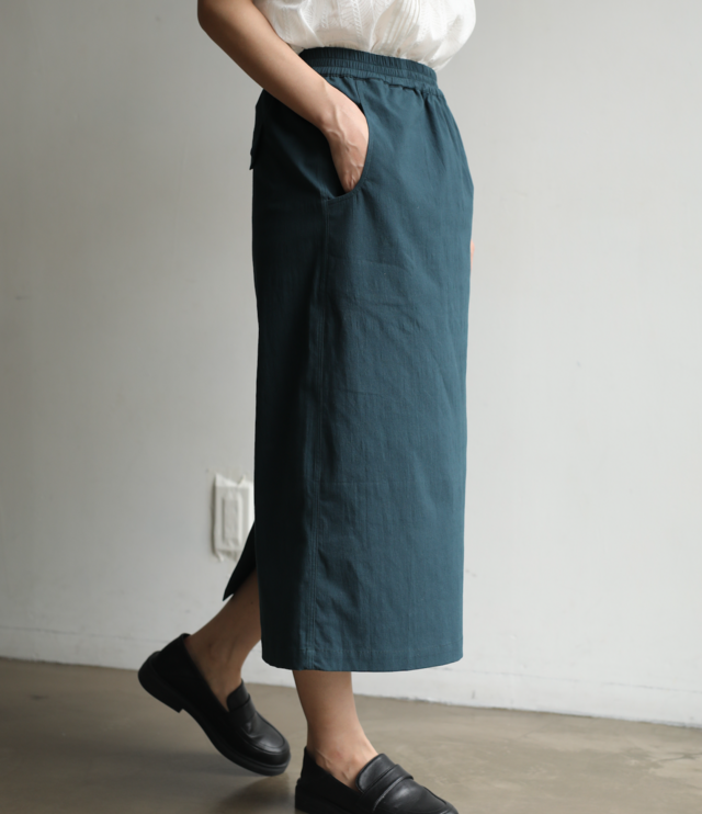 コーデのポイントになる美シルエットスカート ロングスカート ストライプ コットン グリーン 230611-3 | iichi 日々の暮らしを心地よくするハンドメイドやアンティークのマーケットプレイス