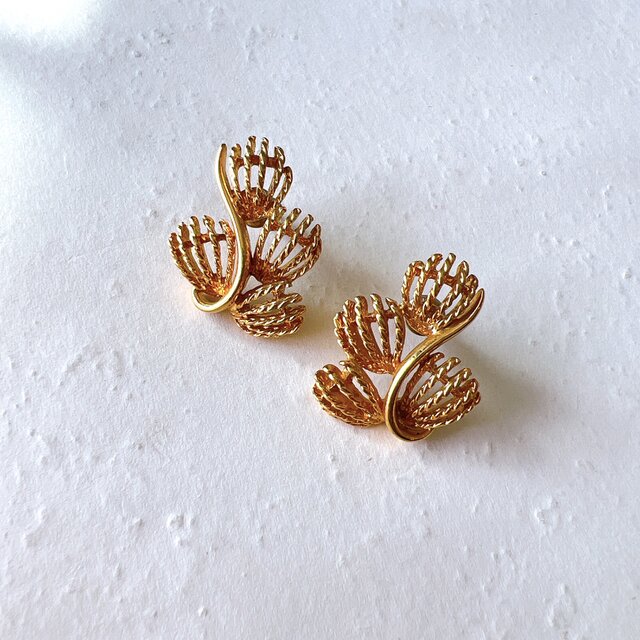 PN24-【 Napier 】ネイピア・ヴィンテージゴールドピアス 1980s Deadstock | iichi 日々の暮らしを心地よくするハンドメイドやアンティークのマーケットプレイス