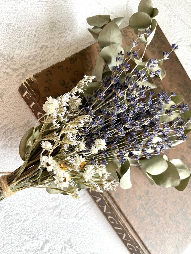 Lavender Swag | iichi 日々の暮らしを心地よくするハンドメイドやアンティークのマーケットプレイス