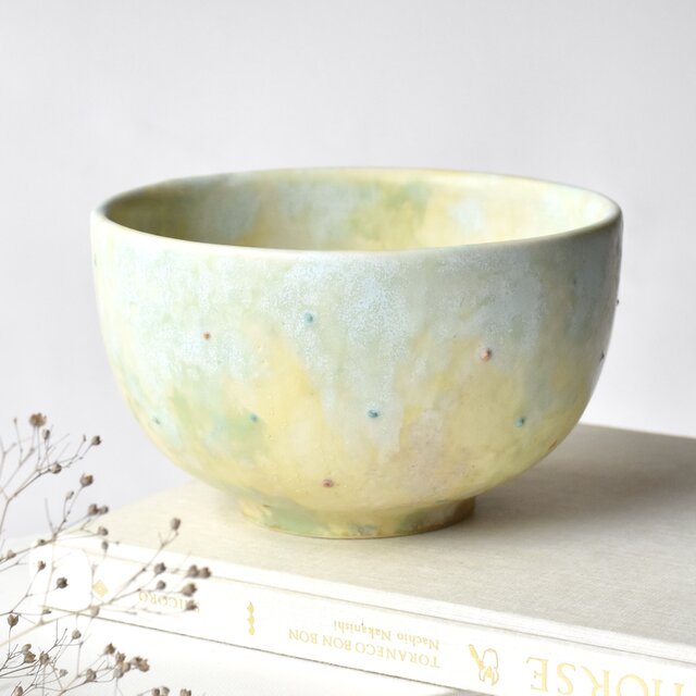 Sunny dot bowl | iichi 日々の暮らしを心地よくするハンドメイドやアンティークのマーケットプレイス
