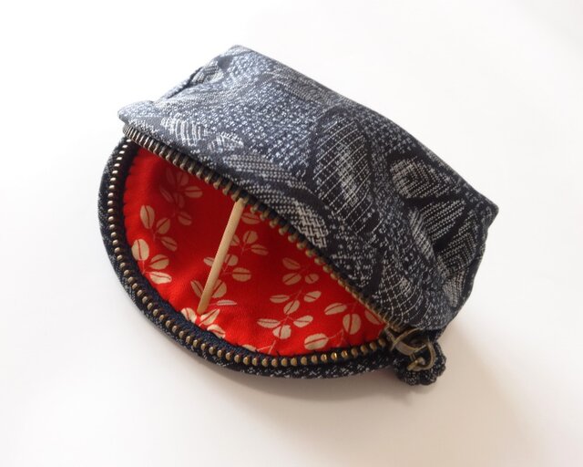 古布 大島のミニポーチ no3 | iichi 日々の暮らしを心地よくするハンドメイドやアンティークのマーケットプレイス