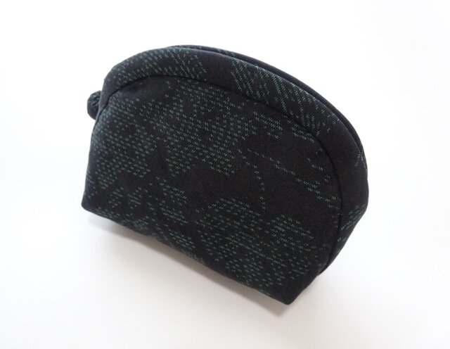 古布 大島のミニポーチ no4 | iichi 日々の暮らしを心地よくするハンドメイドやアンティークのマーケットプレイス