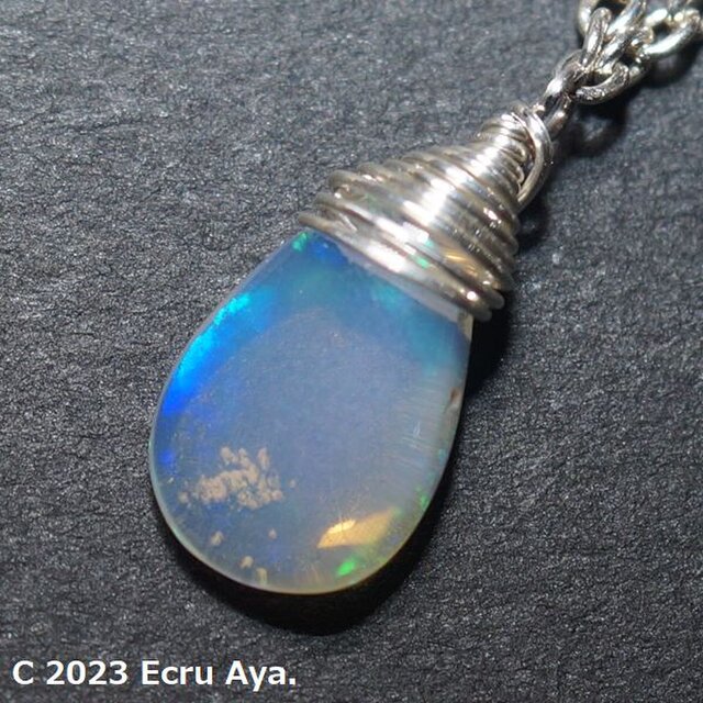 *林檎*宝石質エチオピア産プレシャスオパールAAAのネックレス | iichi 日々の暮らしを心地よくするハンドメイドやアンティークのマーケットプレイス