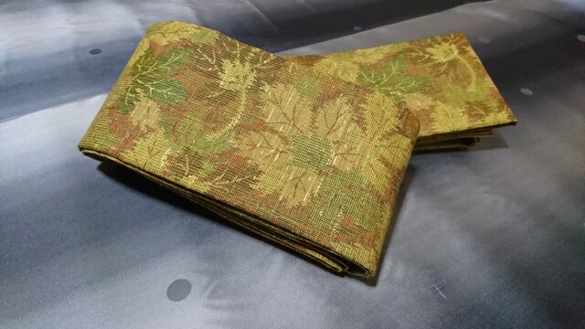 創作帯☆角帯 葉っぱ模様 巾約11cm | iichi 日々の暮らしを心地よくするハンドメイドやアンティークのマーケットプレイス