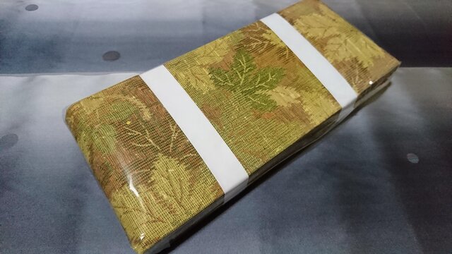 創作帯☆角帯 葉っぱ模様 巾約11cm | iichi 日々の暮らしを心地よくするハンドメイドやアンティークのマーケットプレイス
