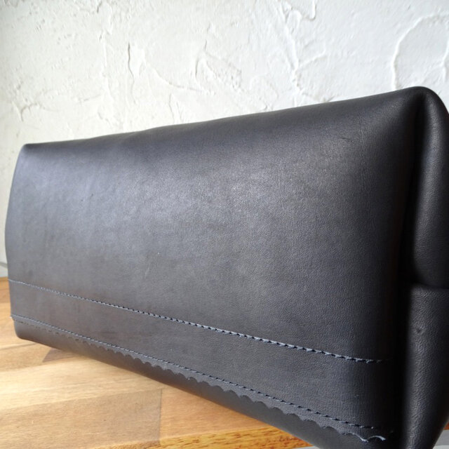 【期間限定】肉厚 柔らかい 自立 肩掛け 男女兼用 天然革 ハンドメイド874 | iichi 日々の暮らしを心地よくするハンドメイドやアンティークのマーケットプレイス