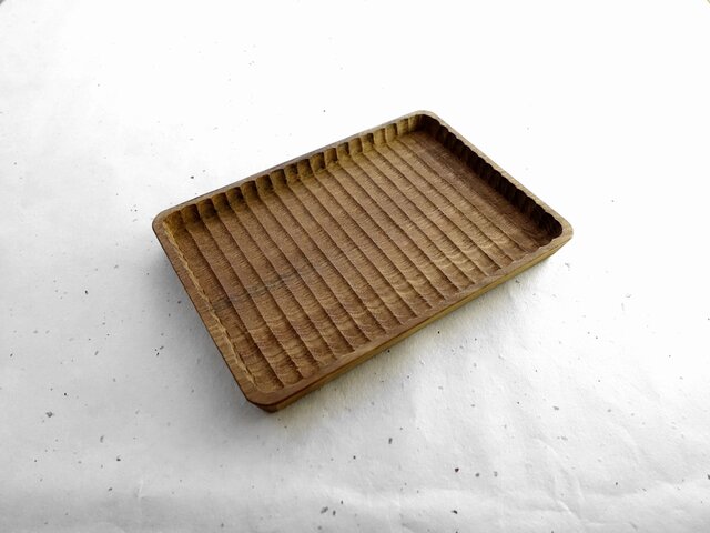 我谷盆 栗 21×15×2cm 灰汁染め | iichi 日々の暮らしを心地よくするハンドメイドやアンティークのマーケットプレイス