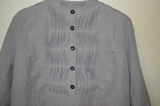 秋色！「波ピンタック＊ヨークブラウス」 | iichi 日々の暮らしを心地よくするハンドメイドやアンティークのマーケットプレイス