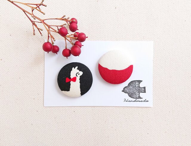 ★くるみボタンブローチ★ | iichi 日々の暮らしを心地よくするハンドメイドやアンティークのマーケットプレイス