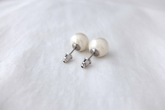 ピアス aurore large | iichi 日々の暮らしを心地よくするハンドメイドやアンティークのマーケットプレイス