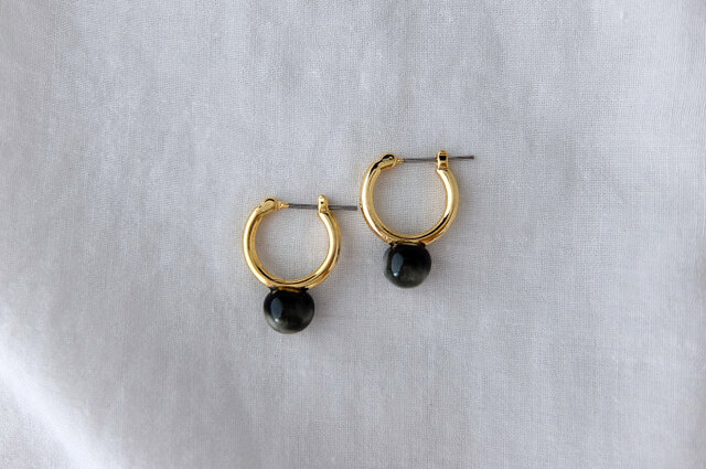 ピアス hoop bleu | iichi 日々の暮らしを心地よくするハンドメイドやアンティークのマーケットプレイス