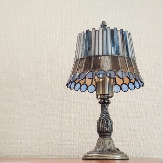 テーブルライト hirari | iichi 日々の暮らしを心地よくするハンドメイドやアンティークのマーケットプレイス