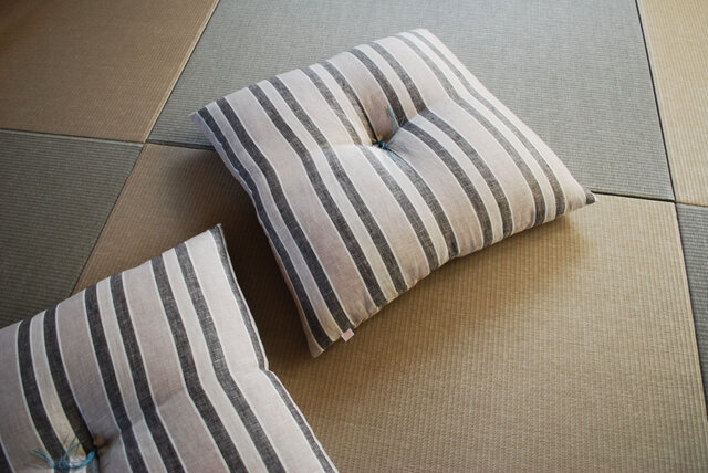 『ヨーロッパリネンZABUTON』と暮らす。45 | iichi 日々の暮らしを心地よくするハンドメイドやアンティークのマーケットプレイス