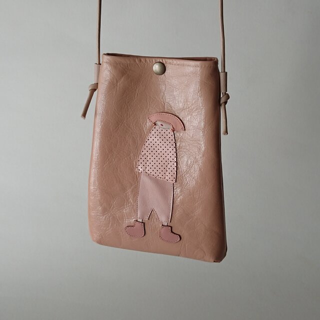 annco leather pochette [small/beige] | iichi 日々の暮らしを心地よくするハンドメイドやアンティークのマーケットプレイス