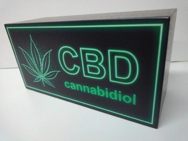 【Lサイズ】大麻 CBD オイル 医療 ガンジャ マリファナ 酒 クラブ ランプ 照明 看板 置物 雑貨 ライトBOX | iichi 日々の暮らしを心地よくするハンドメイドやアンティークの ...
