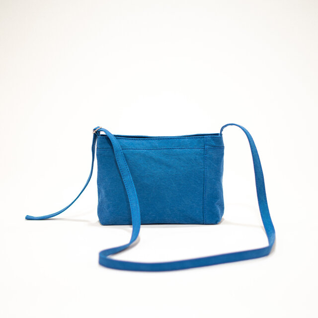 Pochette Small | ブルー | iichi 日々の暮らしを心地よくするハンドメイドやアンティークのマーケットプレイス