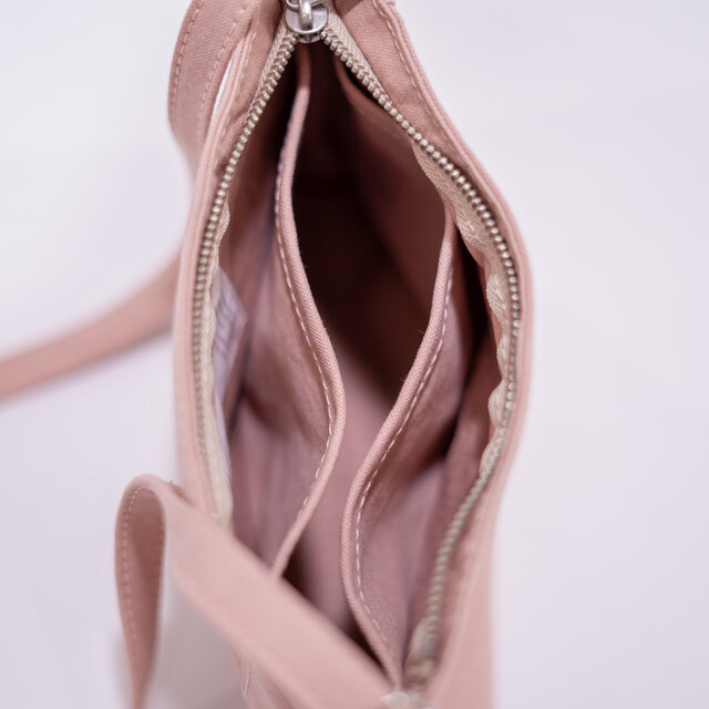 Pochette Small | ブルー | iichi 日々の暮らしを心地よくするハンドメイドやアンティークのマーケットプレイス