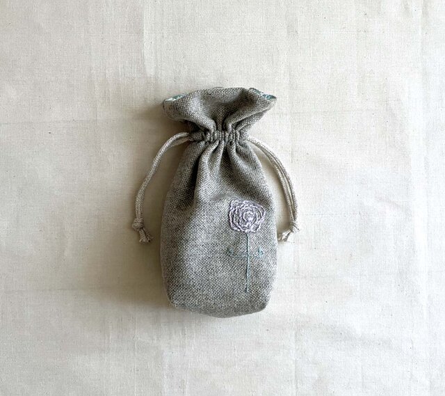 woolと薔薇のPetit袋 | iichi 日々の暮らしを心地よくするハンドメイドやアンティークのマーケットプレイス