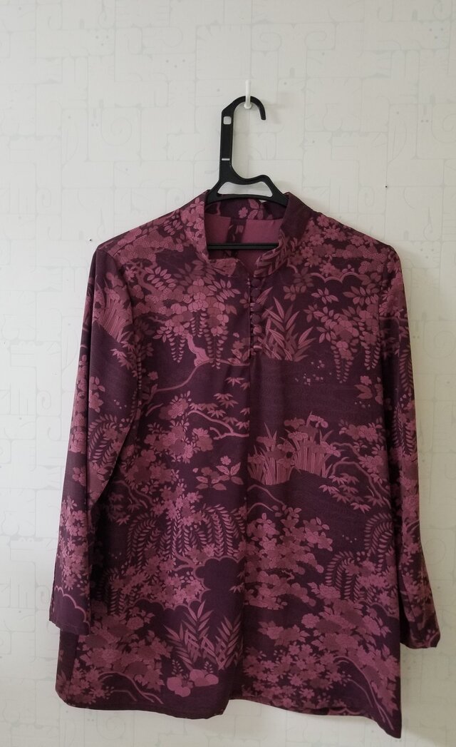 小紋リメイク マオカラーブラウス | iichi 日々の暮らしを心地よくするハンドメイドやアンティークのマーケットプレイス