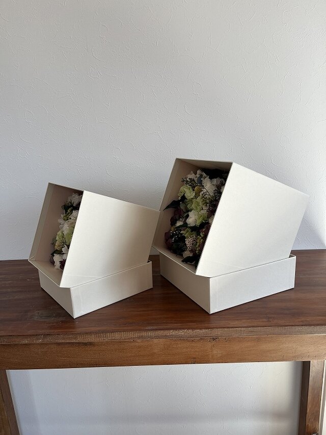 Grass flowers / グラスフラワーズ box arrangement Мサイズ | iichi 日々の暮らしを心地よくするハンドメイドやアンティークのマーケットプレイス