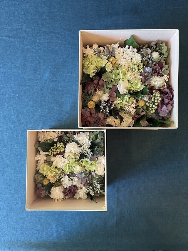 Grass flowers / グラスフラワーズ box arrangement Мサイズ | iichi 日々の暮らしを心地よくするハンドメイドやアンティークのマーケットプレイス