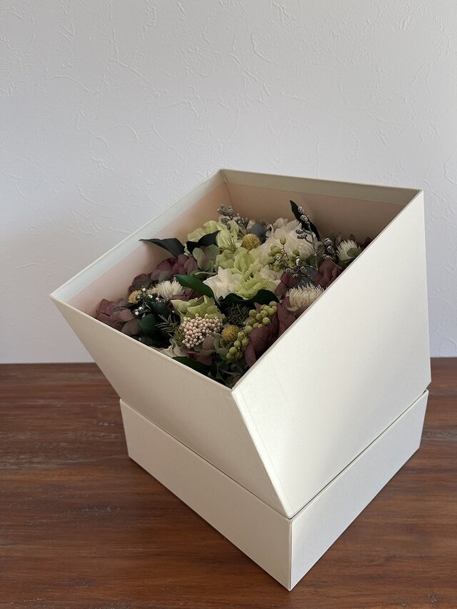 Grass flowers / グラスフラワーズ box arrangement Lサイズ | iichi 日々の暮らしを心地よくするハンドメイドやアンティークのマーケットプレイス