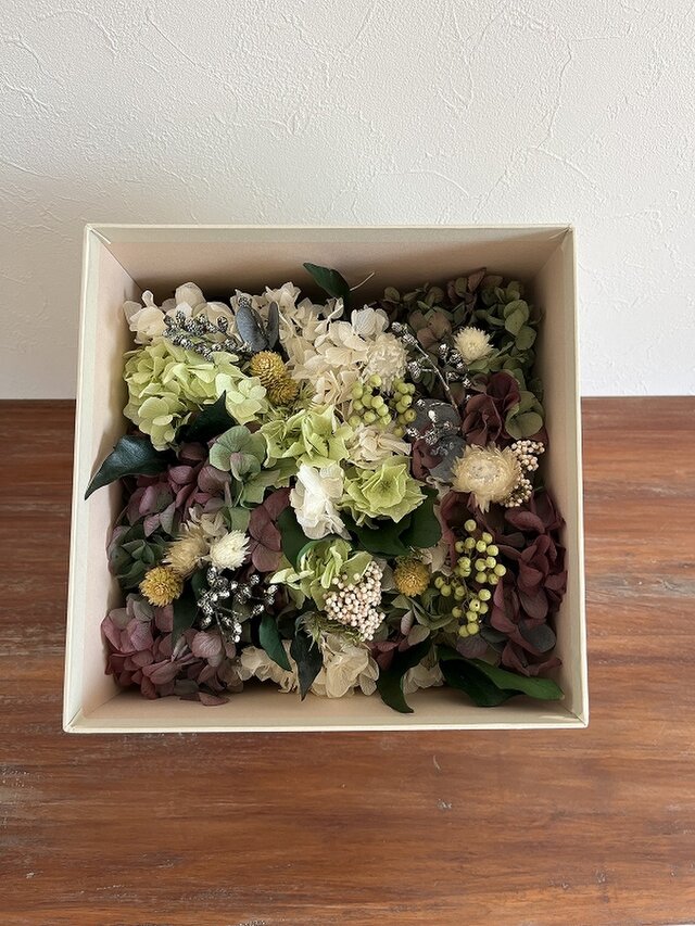 Grass flowers / グラスフラワーズ box arrangement Lサイズ | iichi 日々の暮らしを心地よくするハンドメイドやアンティークのマーケットプレイス