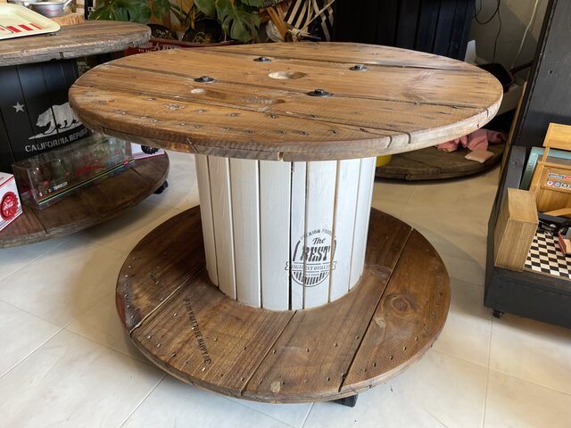 在庫あり 即納 hotaru ドラムテーブル テーブル リビング BBQ ミディアム ホワイト ステンシル キャスター | iichi 日々の暮らしを心地よくするハンドメイドやアンティークの ...