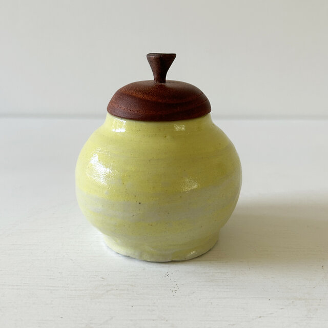 丸壺・檸檬 | iichi 日々の暮らしを心地よくするハンドメイドやアンティークのマーケットプレイス