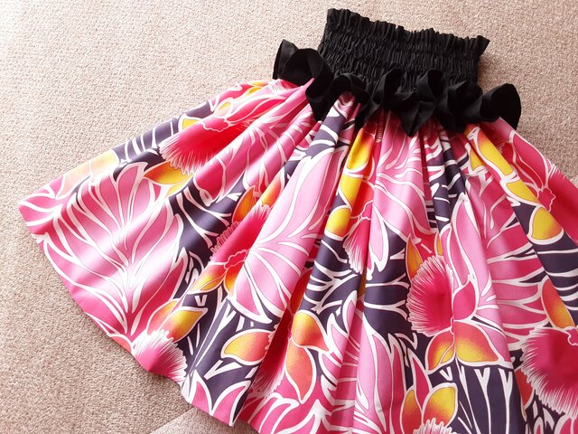 パウスカート：丈65cm：ケイキ：フリル | iichi 日々の暮らしを心地よくするハンドメイドやアンティークのマーケットプレイス