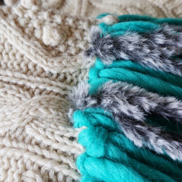 remake knit "e" | iichi 日々の暮らしを心地よくするハンドメイドやアンティークのマーケットプレイス