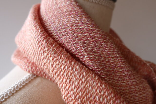 Mini Mini シルク100％ストール ex | iichi 日々の暮らしを心地よくするハンドメイドやアンティークのマーケットプレイス