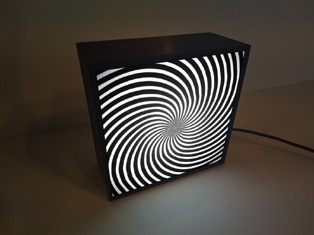 【眠くなる画像】スパイラル 睡眠 寝室 安眠 枕元 グッズ おもちゃ ミニチュア ランプ 照明 看板 置物 雑貨 ライトBOX | iichi 日々の暮らしを心地よくするハンドメイドや ...