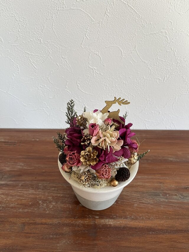 2023 Christmas 「Rose / ローズ」 ポットアレンジ mini | iichi 日々の暮らしを心地よくするハンドメイドやアンティークのマーケットプレイス