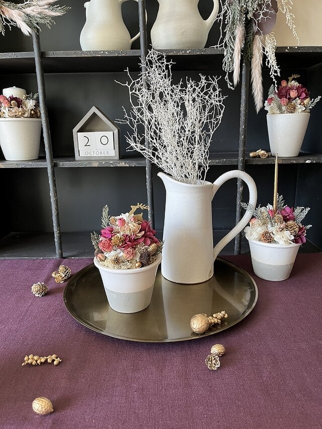 2023 Christmas 「Rose / ローズ」 ポットアレンジ mini | iichi 日々の暮らしを心地よくするハンドメイドやアンティークのマーケットプレイス