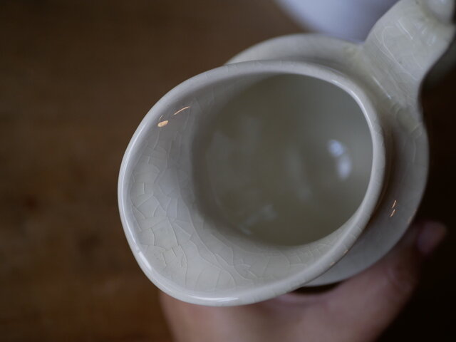 白地のピシェ フランスアンティーク ブロカントのある暮らし | iichi 日々の暮らしを心地よくするハンドメイドやアンティークのマーケットプレイス