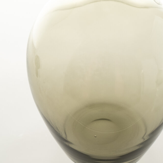 2501｜bottle｜smoke | iichi 日々の暮らしを心地よくするハンドメイドやアンティークのマーケットプレイス