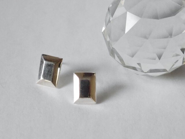 Rectangle pierce(sv)★長方形★スクエア★ | iichi 日々の暮らしを心地よくするハンドメイドやアンティークのマーケットプレイス