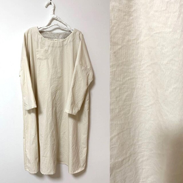 21Wコーデュロイ ソフト加工・七分袖・ワンピース・ホワイトクリーム・着丈96cm・綿100％ | iichi 日々の暮らしを心地よくするハンドメイドやアンティークのマーケットプレイス