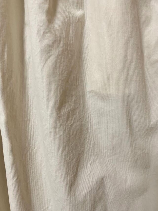コーデュロイ・ギャザーロングスカート・白・丈81.5cm・綿100％ | iichi 日々の暮らしを心地よくするハンドメイドやアンティークのマーケットプレイス