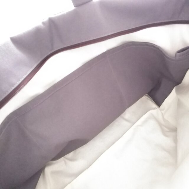 ダブルファスナー開閉 2wayトートバッグ／グレー／A4対応 | iichi 日々の暮らしを心地よくするハンドメイドやアンティークのマーケットプレイス