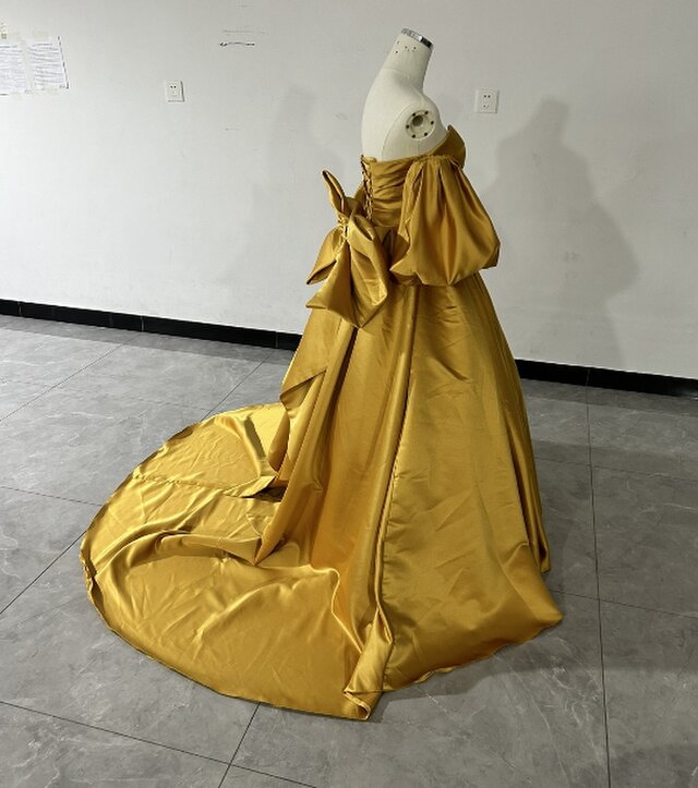 イエロー カラードレス ウエディング ベアトップ 取り外しパフスリーブ 豪華なバックリボン 花嫁/結婚式/披露宴 | iichi 日々の暮らし ...