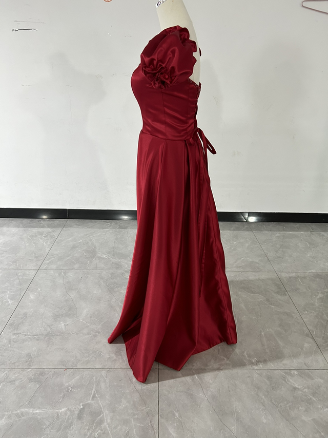 エレガント 赤 カラードレス ベアトップ 背中見せ 姫袖 ロング ワンピース 花嫁/拳式 | iichi 日々の暮らしを心地よくするハンドメイドやアンティークのマーケットプレイス