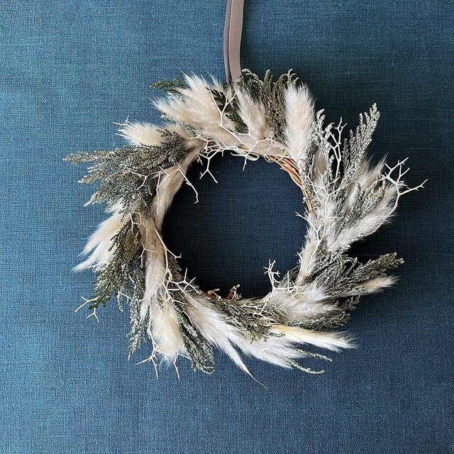 2023 Christmas 「Snow / スノー 」 リースⓈ | iichi 日々の暮らしを心地よくするハンドメイドやアンティークのマーケットプレイス