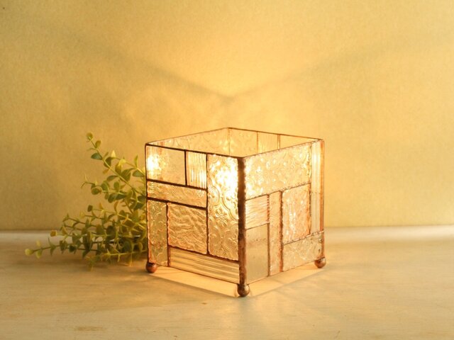 テーブルランプ（クリア×クリア）2023 | iichi 日々の暮らしを心地よくするハンドメイドやアンティークのマーケットプレイス