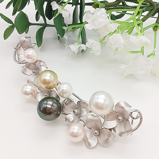 あこや真珠/南洋黒蝶真珠/南洋白蝶真珠マルチカラーブローチ（4－158） | iichi 日々の暮らしを心地よくするハンドメイドやアンティークのマーケットプレイス