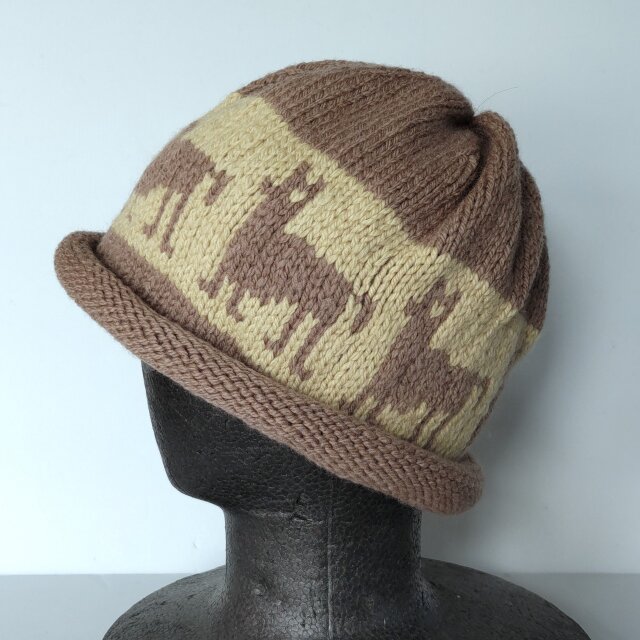 草木染毛糸の手編み帽子 AD-314 | iichi 日々の暮らしを心地よくするハンドメイドやアンティークのマーケットプレイス