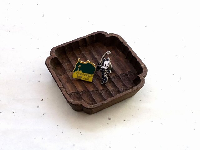 入隅 豆我谷盆 栗 9×9×2cm 栗渋染め | iichi 日々の暮らしを心地よくするハンドメイドやアンティークのマーケットプレイス